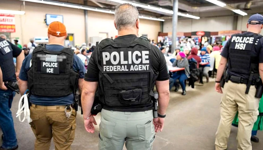 Noem Sends More Fed Agents to Minneapolis Following Anti-ICE Protests ...