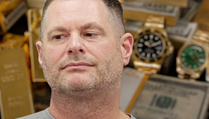 Ex-CIA Official Charged After FBI Search Finds $40 Million in Gold Bars ...